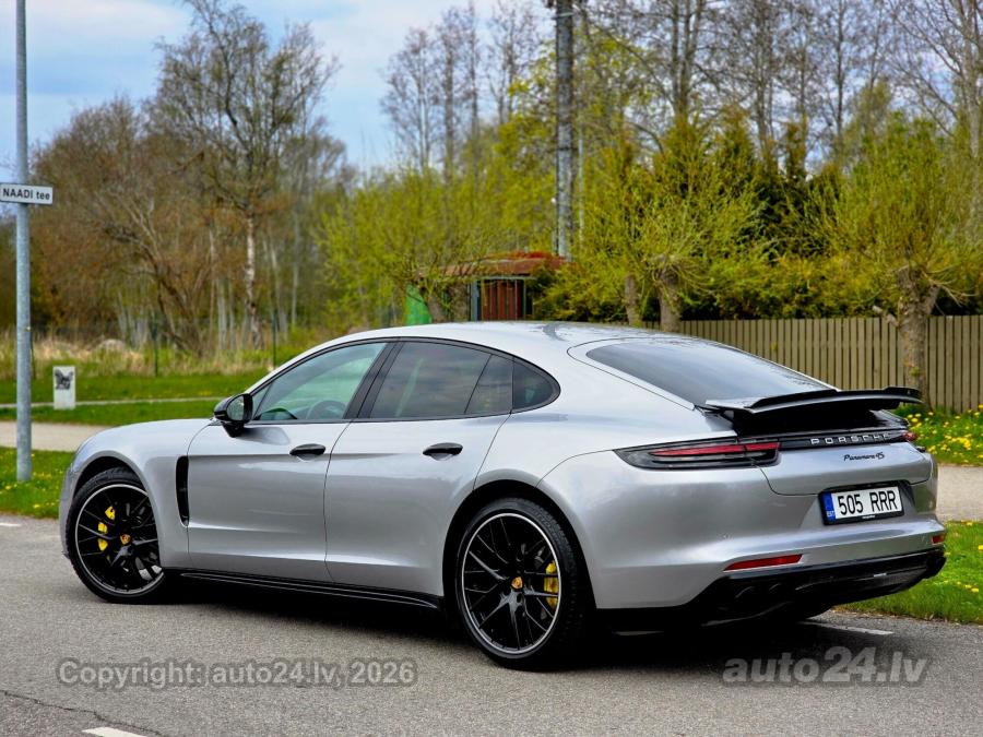 Grey Porsche Panamera 2017 in Tallinn, with an engine capacity of 4.00 L and mileage of 181 thousand km for 45990 €, photo 5 on AUTOMOTO.COM.LV