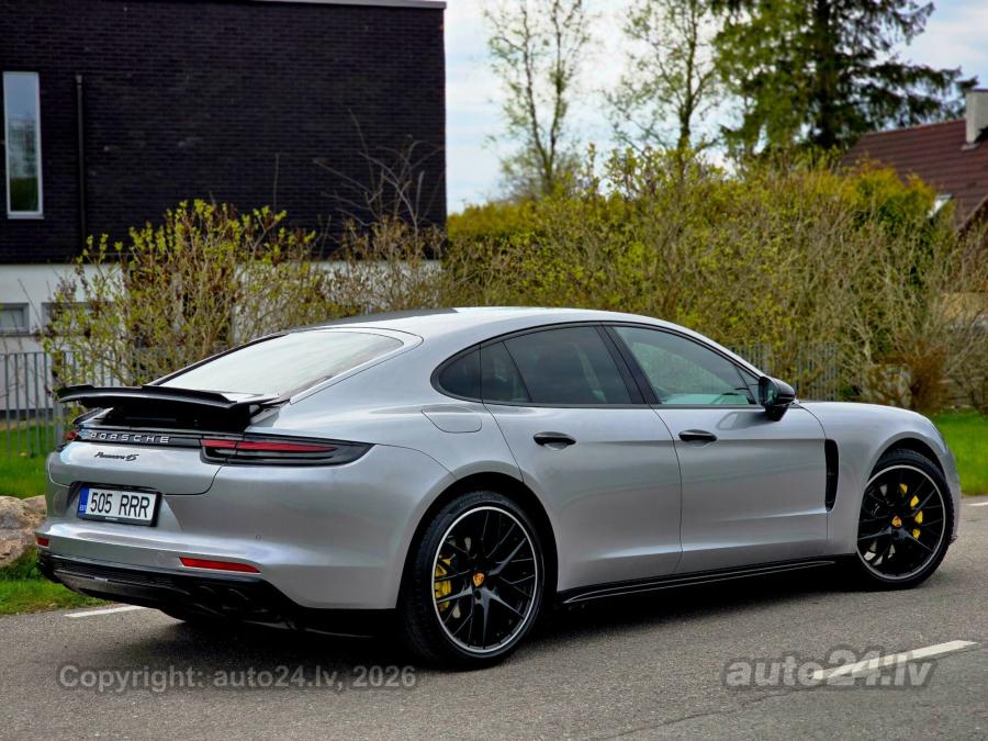 Grey Porsche Panamera 2017 in Tallinn, with an engine capacity of 4.00 L and mileage of 181 thousand km for 45990 €, photo 7 on AUTOMOTO.COM.LV