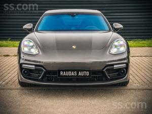 Grey Porsche Panamera 2017 in Riga, with an engine capacity of 4.00 L and mileage of 265 thousand km for 39990 €, photo 3 on AUTOMOTO.COM.LV