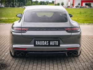 Grey Porsche Panamera 2017 in Riga, with an engine capacity of 4.00 L and mileage of 265 thousand km for 39990 €, photo 6 on AUTOMOTO.COM.LV