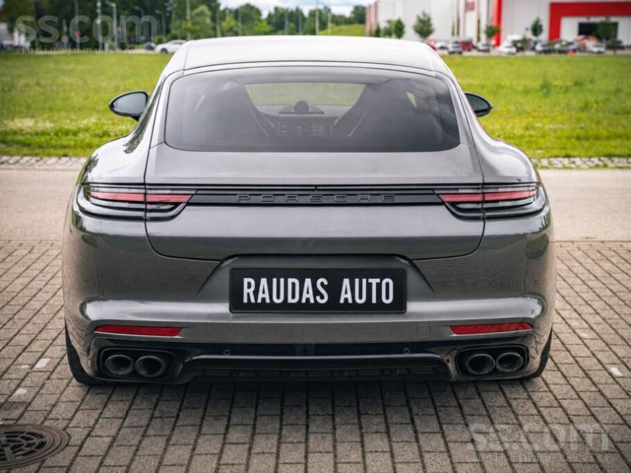 Grey Porsche Panamera 2017 in Riga, with an engine capacity of 4.00 L and mileage of 265 thousand km for 39990 €, photo 6 on AUTOMOTO.COM.LV
