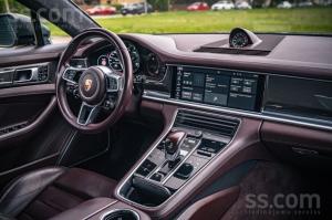 Grey Porsche Panamera 2017 in Riga, with an engine capacity of 4.00 L and mileage of 265 thousand km for 39990 €, photo 8 on AUTOMOTO.COM.LV
