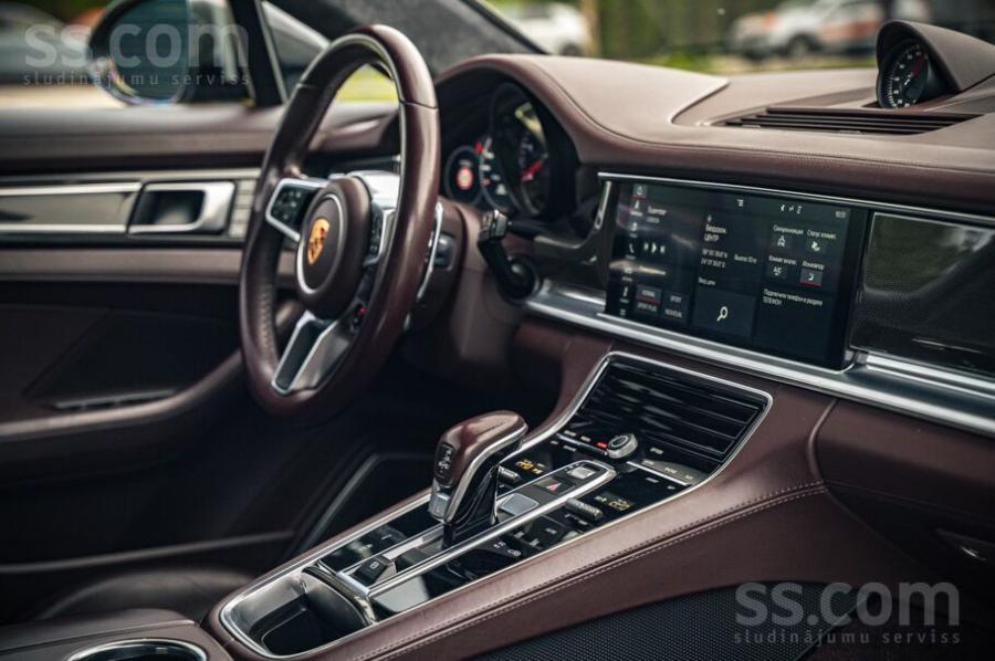 Grey Porsche Panamera 2017 in Riga, with an engine capacity of 4.00 L and mileage of 265 thousand km for 39990 €, photo 15 on AUTOMOTO.COM.LV
