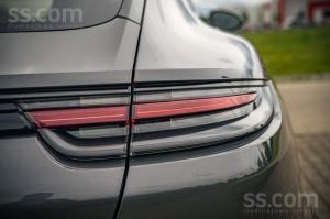 Grey Porsche Panamera 2017 in Riga, with an engine capacity of 4.00 L and mileage of 265 thousand km for 39990 €, photo 33 on AUTOMOTO.COM.LV
