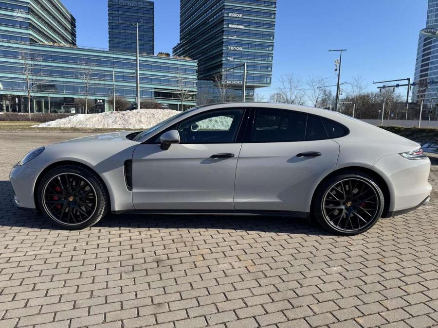 Grey Porsche Panamera 2017 in Vilnius, with an engine capacity of 4.00 L and mileage of 142 thousand km for 49500 €, photo 14 on AUTOMOTO.COM.LV
