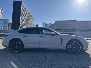 Grey Porsche Panamera 2017 in Vilnius, with an engine capacity of 4.00 L and mileage of 142 thousand km for 49500 €, photo 15 on AUTOMOTO.COM.LV