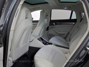 Pelēks Porsche Panamera 2017 Tallina, ar dzinēja tilpumu 2.90 L un nobraukumu 73 tūkst. km par 55000 €, foto 14 vietnē AUTOMOTO.COM.LV
