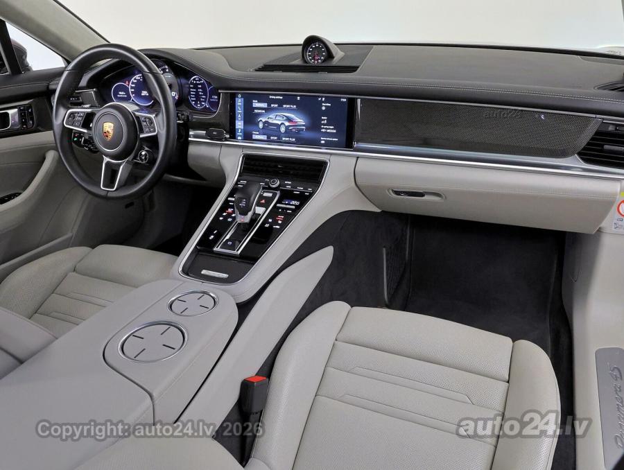 Pelēks Porsche Panamera 2017 Tallina, ar dzinēja tilpumu 2.90 L un nobraukumu 73 tūkst. km par 55000 €, foto 18 vietnē AUTOMOTO.COM.LV