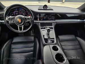 Grey Porsche Panamera 2017 in Tallinn, with an engine capacity of 4.00 L and mileage of 181 thousand km for 45990 €, photo 7 on AUTOMOTO.COM.LV