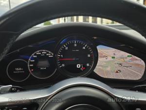 Grey Porsche Panamera 2017 in Tallinn, with an engine capacity of 4.00 L and mileage of 181 thousand km for 45990 €, photo 18 on AUTOMOTO.COM.LV