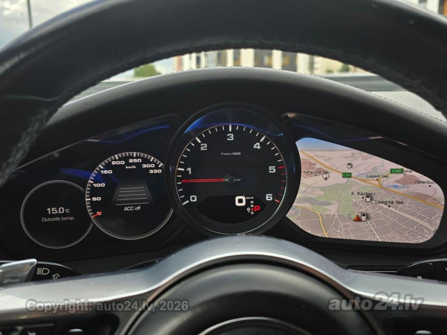 Grey Porsche Panamera 2017 in Tallinn, with an engine capacity of 4.00 L and mileage of 181 thousand km for 45990 €, photo 18 on AUTOMOTO.COM.LV