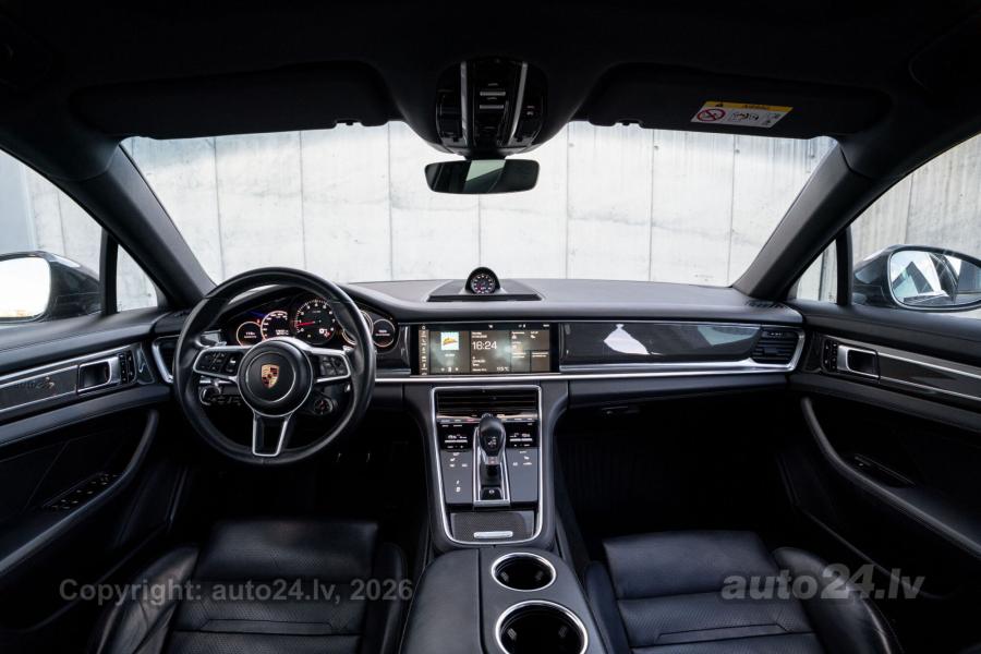 Pelēks Porsche Panamera 2017 Tartu, ar dzinēja tilpumu 2.90 L un nobraukumu 179 tūkst. km par 39900 €, foto 4 vietnē AUTOMOTO.COM.LV