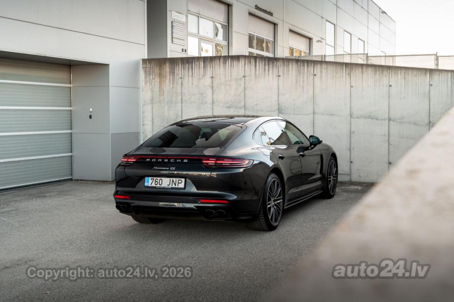 Pelēks Porsche Panamera 2017 Tartu, ar dzinēja tilpumu 2.90 L un nobraukumu 179 tūkst. km par 39900 €, foto 12 vietnē AUTOMOTO.COM.LV