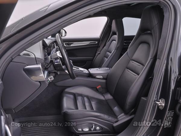 Pelēks Porsche Panamera 2018 Tallina, ar dzinēja tilpumu 4.00 L un nobraukumu 115 tūkst. km par 64000 €, foto 10 vietnē AUTOMOTO.COM.LV