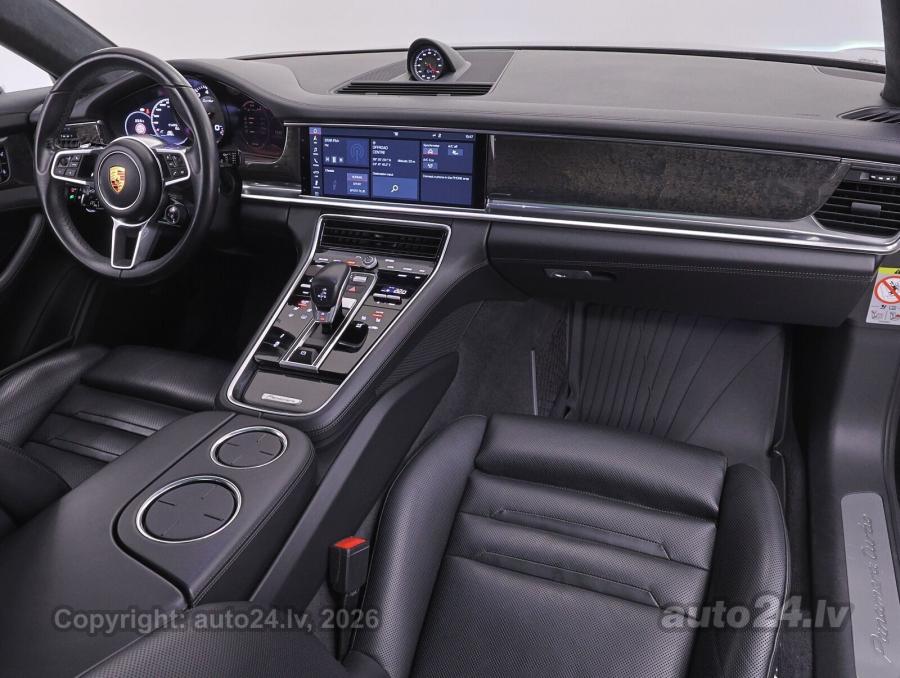 Grey Porsche Panamera 2018 in Tallinn, with an engine capacity of 4.00 L and mileage of 115 thousand km for 64000 €, photo 17 on AUTOMOTO.COM.LV