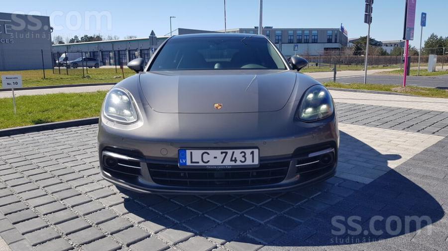 Pelēks Porsche Panamera 2018 Rīga, ar dzinēja tilpumu 2.90 L un nobraukumu 132 tūkst. km par 44900 €, foto 3 vietnē AUTOMOTO.COM.LV