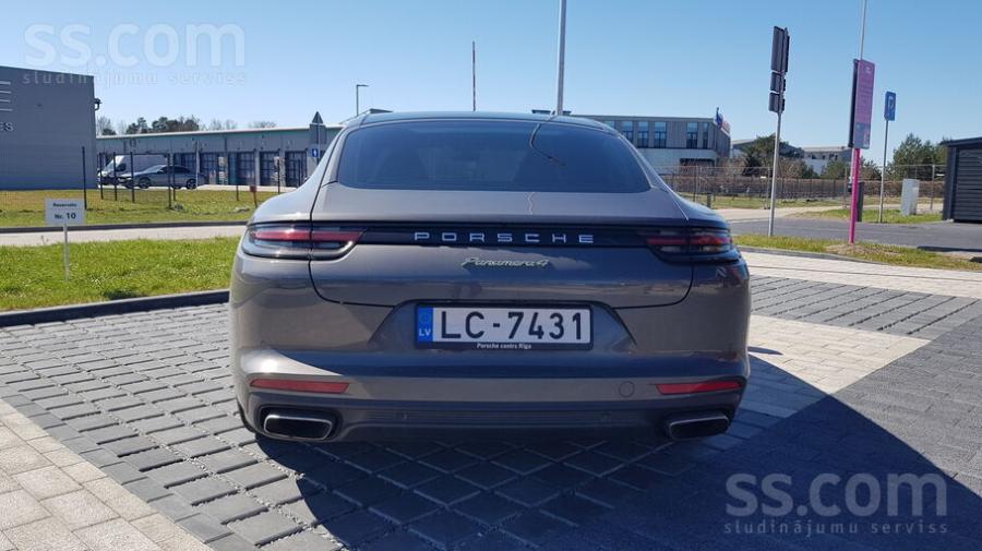 Pelēks Porsche Panamera 2018 Rīga, ar dzinēja tilpumu 2.90 L un nobraukumu 132 tūkst. km par 44900 €, foto 8 vietnē AUTOMOTO.COM.LV