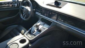 Pelēks Porsche Panamera 2018 Rīga, ar dzinēja tilpumu 2.90 L un nobraukumu 132 tūkst. km par 44900 €, foto 20 vietnē AUTOMOTO.COM.LV
