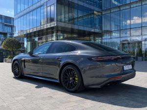Pelēks Porsche Panamera 2018 Viļņa, ar dzinēja tilpumu 2.89 L un nobraukumu 168 tūkst. km par 43000 €, foto 4 vietnē AUTOMOTO.COM.LV