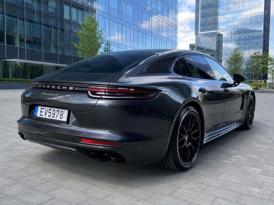 Pelēks Porsche Panamera 2018 Viļņa, ar dzinēja tilpumu 2.89 L un nobraukumu 168 tūkst. km par 43000 €, foto 5 vietnē AUTOMOTO.COM.LV