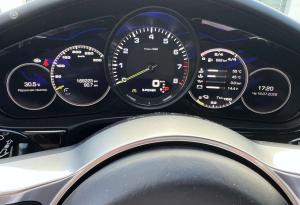Pelēks Porsche Panamera 2018 Viļņa, ar dzinēja tilpumu 2.89 L un nobraukumu 168 tūkst. km par 43000 €, foto 9 vietnē AUTOMOTO.COM.LV