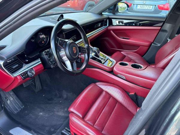 Pelēks Porsche Panamera 2018 Šauļi, ar dzinēja tilpumu 3.00 L un nobraukumu 162 tūkst. km par 27500 €, foto 7 vietnē AUTOMOTO.COM.LV