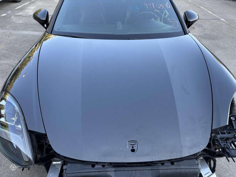 Pelēks Porsche Panamera 2018 Šauļi, ar dzinēja tilpumu 3.00 L un nobraukumu 163 tūkst. km par 27500 €, foto 7 vietnē AUTOMOTO.COM.LV
