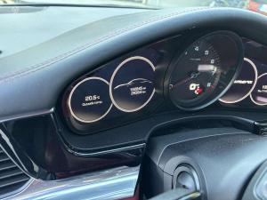 Pelēks Porsche Panamera 2018 Šauļi, ar dzinēja tilpumu 3.00 L un nobraukumu 163 tūkst. km par 27500 €, foto 14 vietnē AUTOMOTO.COM.LV
