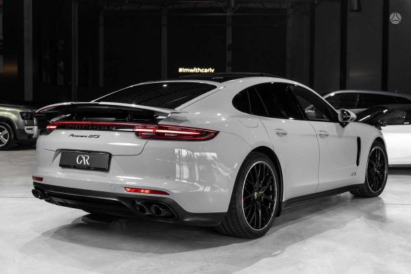 Grey Porsche Panamera 2019 in Riga, with an engine capacity of 4.00 L and mileage of 126 thousand km for 65340 €, photo 4 on AUTOMOTO.COM.LV