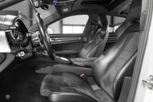 Pelēks Porsche Panamera 2019 Rīga, ar dzinēja tilpumu 4.00 L un nobraukumu 126 tūkst. km par 65340 €, foto 9 vietnē AUTOMOTO.COM.LV