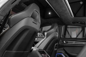 Pelēks Porsche Panamera 2019 Rīga, ar dzinēja tilpumu 4.00 L un nobraukumu 126 tūkst. km par 65340 €, foto 15 vietnē AUTOMOTO.COM.LV