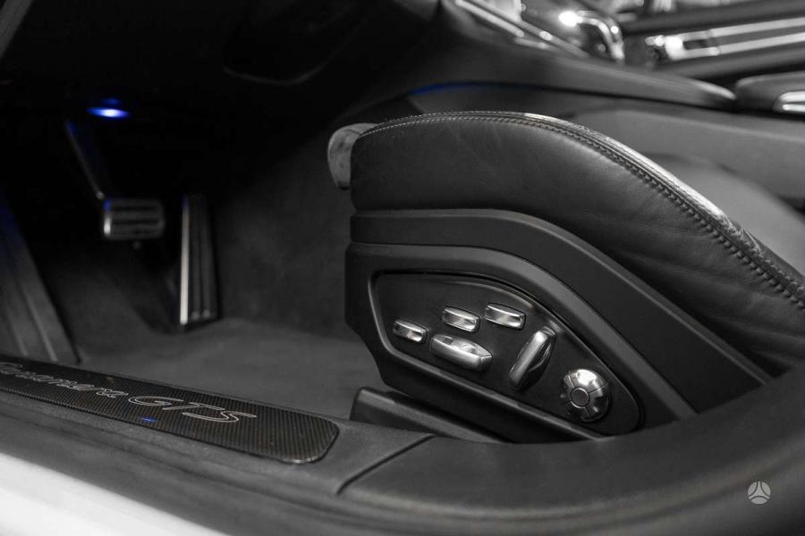 Pelēks Porsche Panamera 2019 Rīga, ar dzinēja tilpumu 4.00 L un nobraukumu 126 tūkst. km par 65340 €, foto 21 vietnē AUTOMOTO.COM.LV