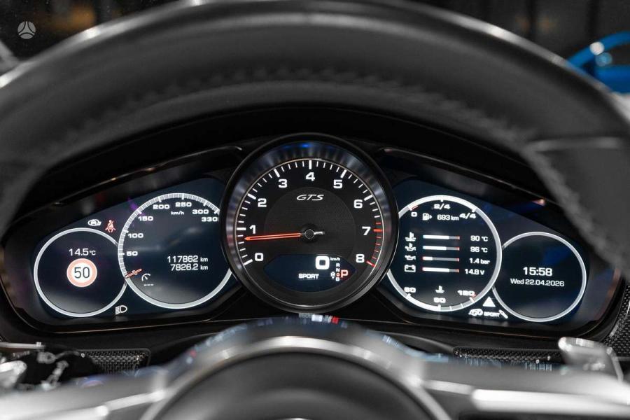 Pelēks Porsche Panamera 2019 Rīga, ar dzinēja tilpumu 4.00 L un nobraukumu 126 tūkst. km par 65340 €, foto 24 vietnē AUTOMOTO.COM.LV