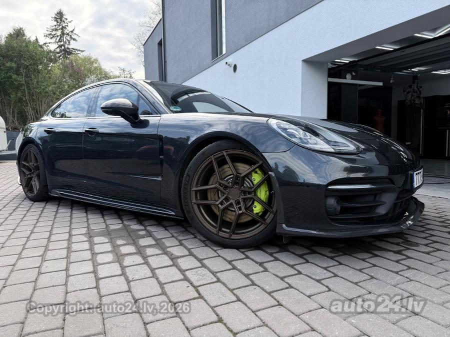 Grey Porsche Panamera 2021 in Tartu, with an engine capacity of 2.90 L and mileage of 63 thousand km for 89000 €, photo 3 on AUTOMOTO.COM.LV
