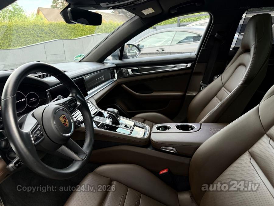 Grey Porsche Panamera 2021 in Tartu, with an engine capacity of 2.90 L and mileage of 63 thousand km for 89000 €, photo 9 on AUTOMOTO.COM.LV