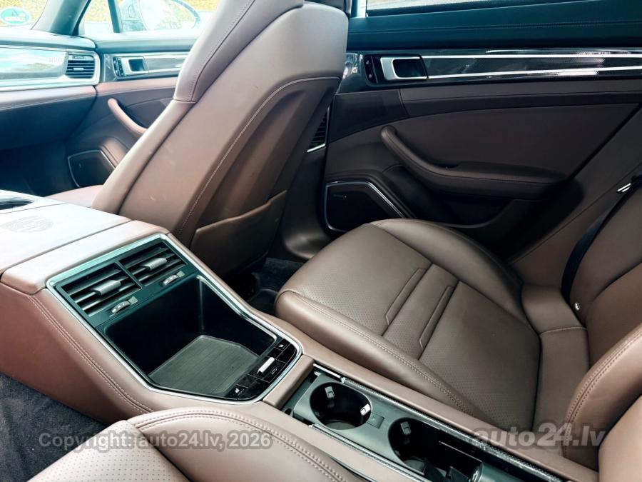 Grey Porsche Panamera 2021 in Tartu, with an engine capacity of 2.90 L and mileage of 63 thousand km for 89000 €, photo 15 on AUTOMOTO.COM.LV
