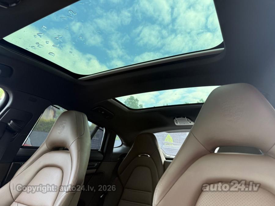Grey Porsche Panamera 2021 in Tartu, with an engine capacity of 2.90 L and mileage of 63 thousand km for 89000 €, photo 17 on AUTOMOTO.COM.LV
