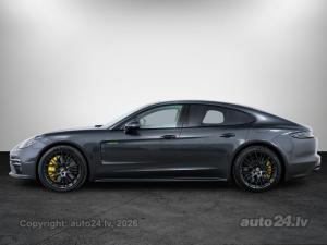 Pelēks Porsche Panamera 2023 Tallina, ar dzinēja tilpumu 4.00 L un nobraukumu 21 tūkst. km par 149000 €, foto 8 vietnē AUTOMOTO.COM.LV