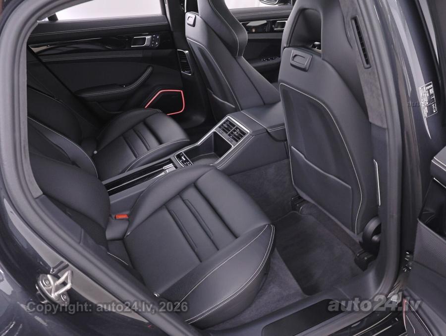 Pelēks Porsche Panamera 2023 Tallina, ar dzinēja tilpumu 4.00 L un nobraukumu 21 tūkst. km par 149000 €, foto 14 vietnē AUTOMOTO.COM.LV