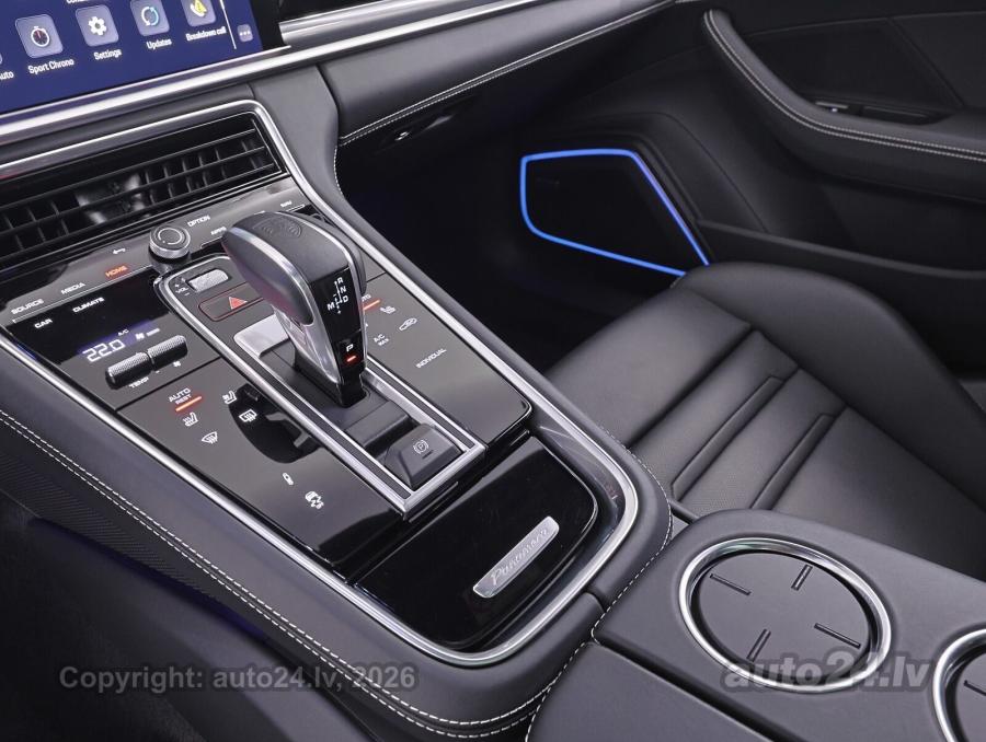 Pelēks Porsche Panamera 2023 Tallina, ar dzinēja tilpumu 4.00 L un nobraukumu 21 tūkst. km par 149000 €, foto 19 vietnē AUTOMOTO.COM.LV