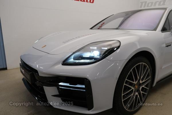 Pelēks Porsche Panamera 2024 Tallina, ar dzinēja tilpumu 2.90 L un nobraukumu 22 tūkst. km par 122900 €, foto 11 vietnē AUTOMOTO.COM.LV