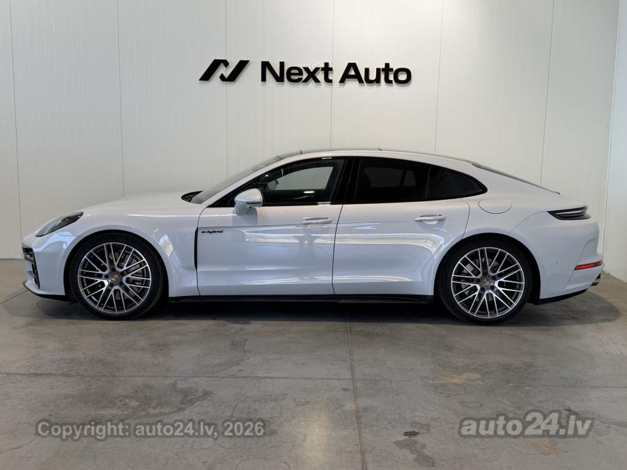 Grey Porsche Panamera 2024 in Tartu, with an engine capacity of 2.90 L and mileage of 41 thousand km for 126900 €, photo 4 on AUTOMOTO.COM.LV