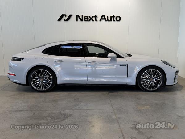 Grey Porsche Panamera 2024 in Tartu, with an engine capacity of 2.90 L and mileage of 41 thousand km for 126900 €, photo 4 on AUTOMOTO.COM.LV