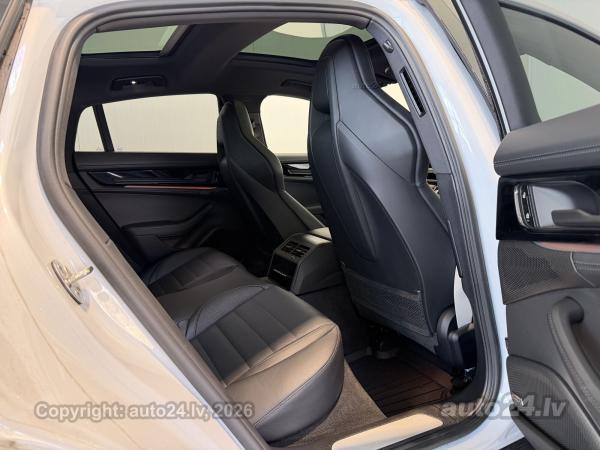 Grey Porsche Panamera 2024 in Tartu, with an engine capacity of 2.90 L and mileage of 41 thousand km for 126900 €, photo 10 on AUTOMOTO.COM.LV