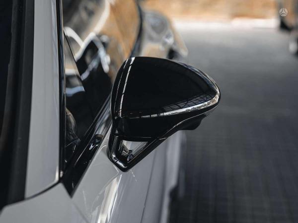 Pelēks Porsche Panamera 2024 Viļņa, ar dzinēja tilpumu 2.89 L un nobraukumu 15 tūkst. km par 129911 €, foto 10 vietnē AUTOMOTO.COM.LV