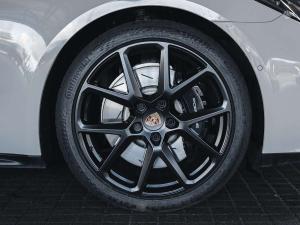 Pelēks Porsche Panamera 2024 Viļņa, ar dzinēja tilpumu 2.89 L un nobraukumu 15 tūkst. km par 129911 €, foto 18 vietnē AUTOMOTO.COM.LV