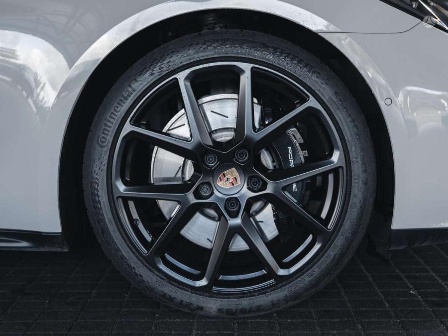 Pelēks Porsche Panamera 2024 Viļņa, ar dzinēja tilpumu 2.89 L un nobraukumu 15 tūkst. km par 129911 €, foto 18 vietnē AUTOMOTO.COM.LV