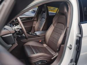 Pelēks Porsche Panamera 2024 Viļņa, ar dzinēja tilpumu 2.89 L un nobraukumu 15 tūkst. km par 129911 €, foto 21 vietnē AUTOMOTO.COM.LV