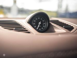 Pelēks Porsche Panamera 2024 Viļņa, ar dzinēja tilpumu 2.89 L un nobraukumu 15 tūkst. km par 129911 €, foto 30 vietnē AUTOMOTO.COM.LV
