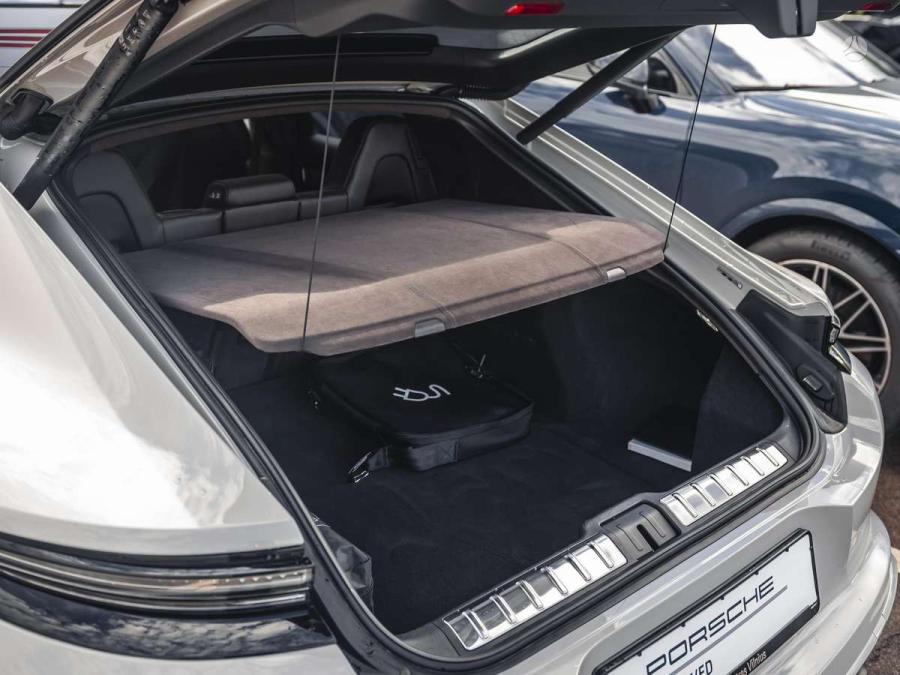 Pelēks Porsche Panamera 2024 Viļņa, ar dzinēja tilpumu 2.89 L un nobraukumu 15 tūkst. km par 129911 €, foto 37 vietnē AUTOMOTO.COM.LV